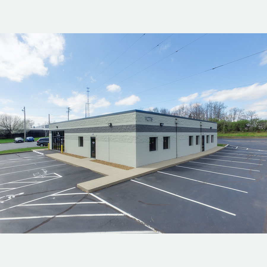 11275 Deerfield Road - Midwest Properties